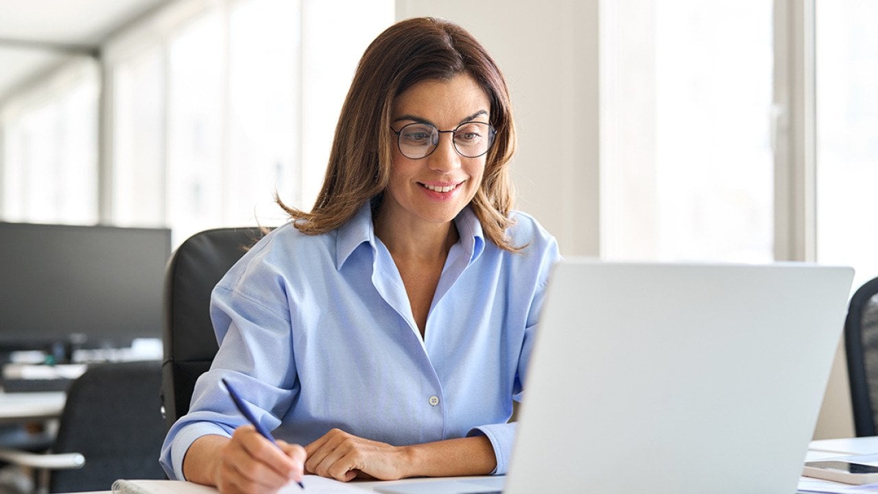 How to sell to CFOs: A data‑backed playbook for faster cash flow | Magnolia State Live